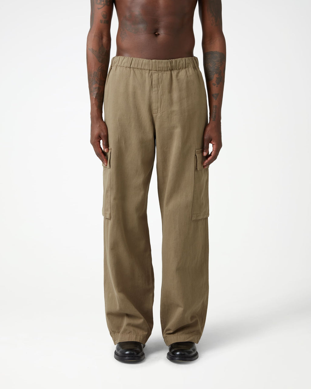 Daniel Simmons - Lightweight Cargo Pants - Moss Green